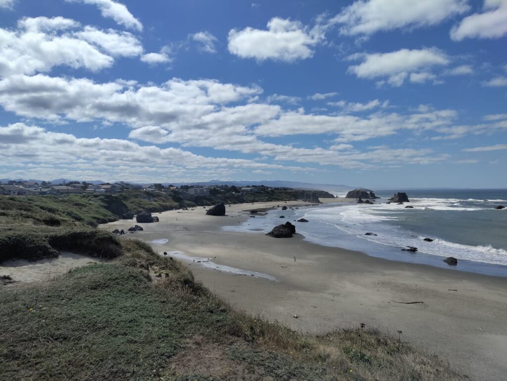 Beaches Near Portland, Oregon - BeachEverywhere