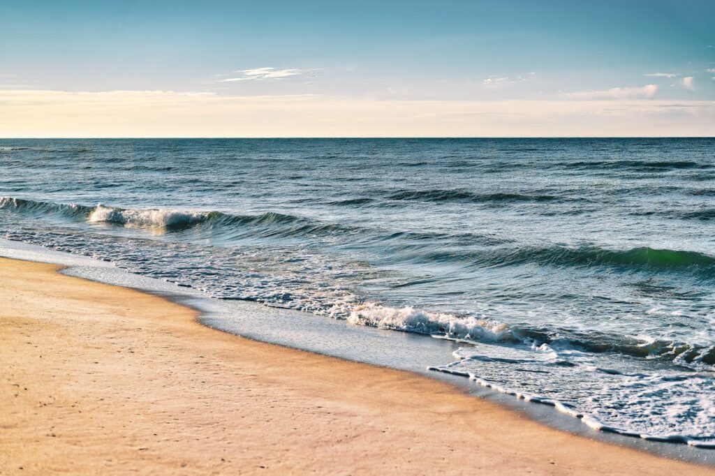 Beaches Near Mobile, Alabama - BeachEverywhere